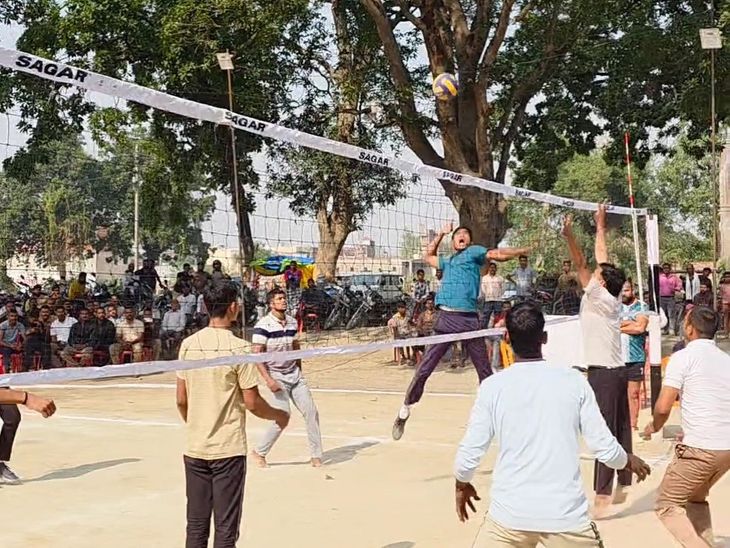 Players showcased their skills in volleyball and marathon at the Dwaba ...