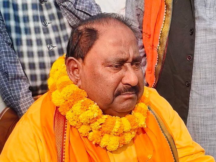 Narayan Prasad became MLA from Nautan for the fourth time | नौतन से ...