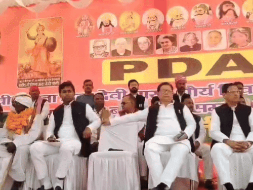 Ayodhya. Martyrdom Day of Veerangana Uda Devi was celebrated in Ayodhya.