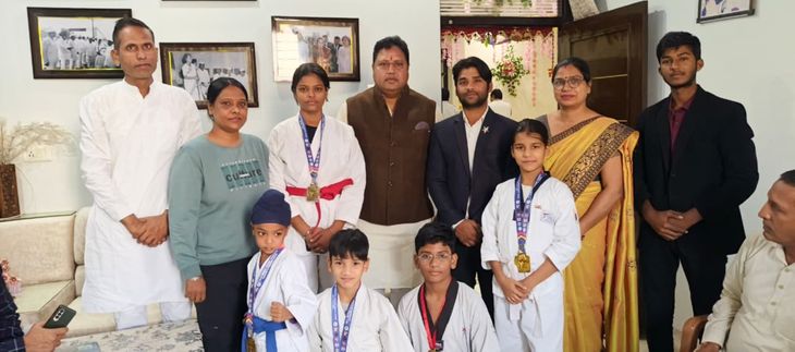 Karate National Championship winners met MP Kuldeep Indora | कराटे ...