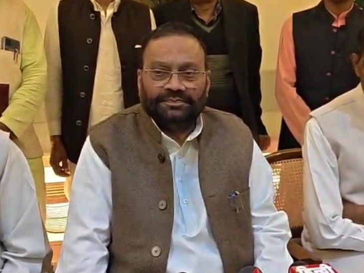 Swami Prasad Maurya said – Baba Bageshwar is dividing the country ...
