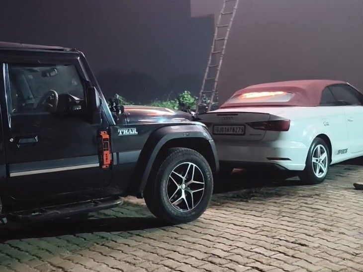 Stunts on luxury cars in a wedding procession in Meerut