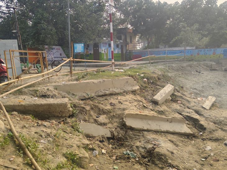 Construction of Aarti Sthal at Anand Ghat resumes