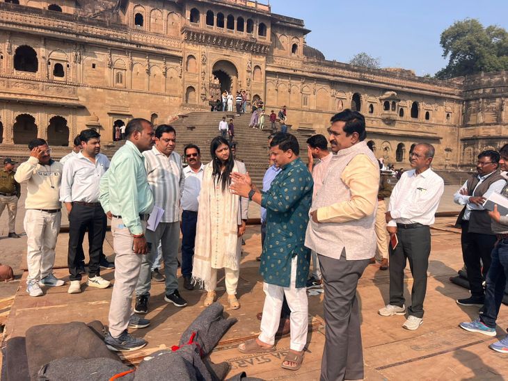 A grand stage will be built for Nimar festival in Maheshwar. | महेश्वर ...