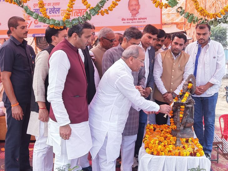 Delhi Cabinet Minister Sahab Singh Verma reached Baghpat | दिल्ली ...