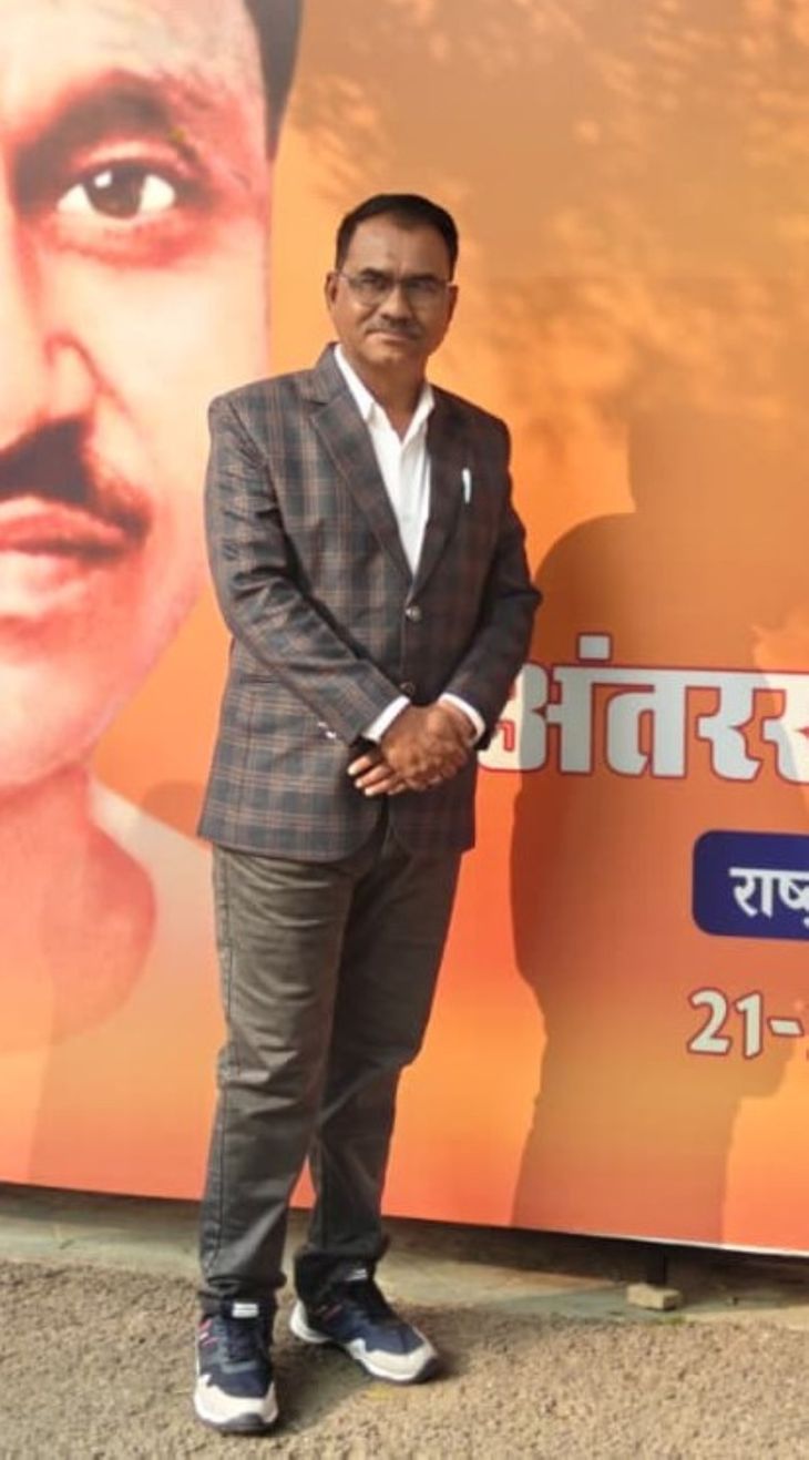 10 books of Patil released in New Delhi | नई दिल्ली में पाटिल की 10 ...