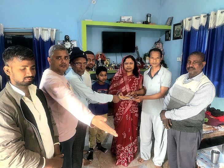 Sangh's door-to-door campaign intensifies in Duddhi | दुद्धी में संघ का ...