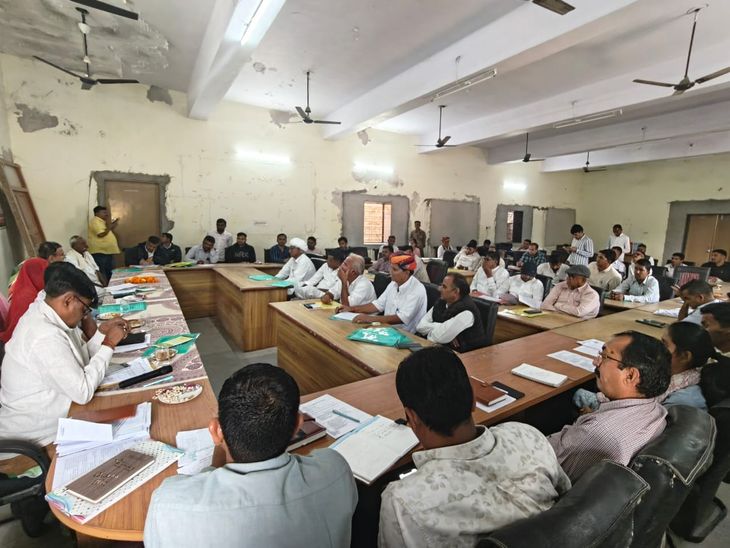 Drinking water and electrification issues heated up in Sindhari ...
