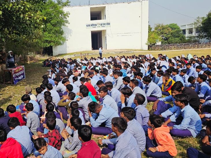 Raipura police organised traffic awareness programme
