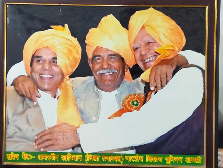 Jat Mahasabha pays tribute to actor Dharmendra