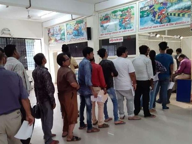 DL approval stalled, applicants in distress at RTO offices, Lucknow ...