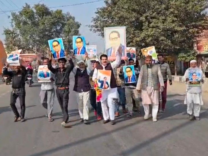 In Sambhal, the SP pledged to protect the Constitution.