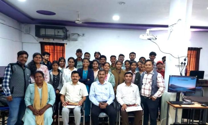 Lectures on Training on Data Analysis with Python | ट्रेनिंग ऑन डेटा ...