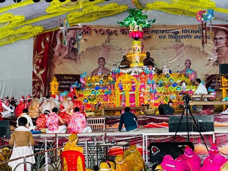 It is necessary to manage the state of emotions every moment: Munishree ...