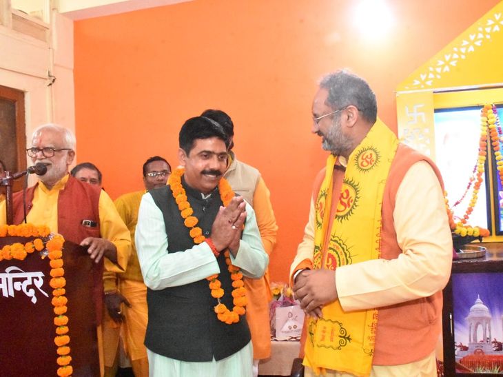Special program on the centenary year of Akhand Deep in Lucknow
