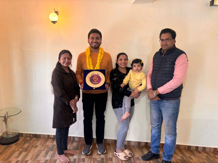 Pranay honored with India Pride Award | इंडिया प्राइड अवॉर्ड से ...