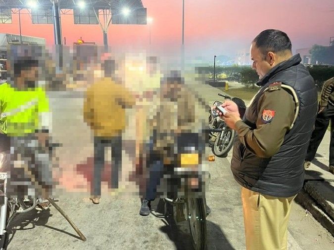 Rajabpur police conducted intensive checking campaign late night