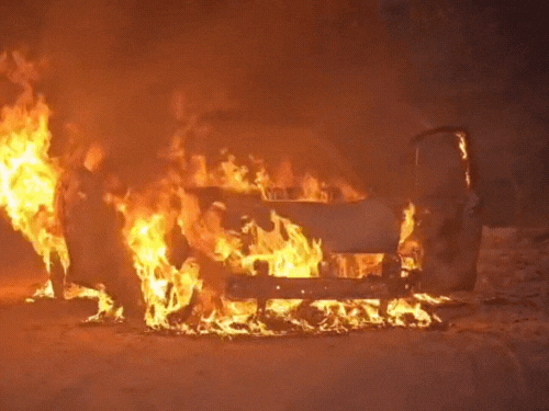 A moving car caught fire in Agra; the driver stopped the car after ...