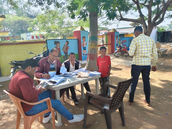 Booth level agents of many parties missing in Babhani