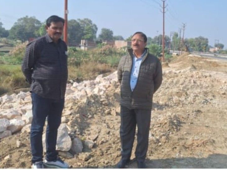 Boulders will be installed on the river bank on Gosaiganj bypass.