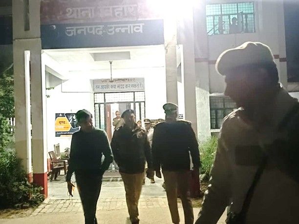 Unnao SP conducted a surprise inspection of Bihar police station ...