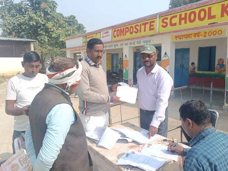SIR form filling process accelerates in Kolahi