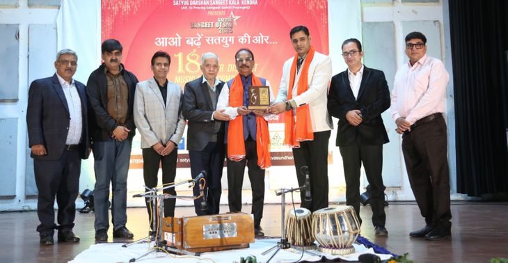 Jaijeet Kaur first in solo dance, Harshin first in singing | एकल नृत्य ...