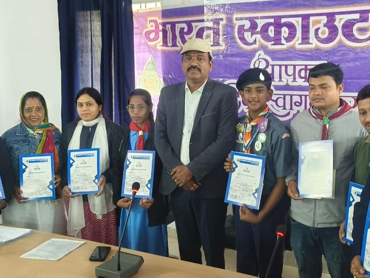 Scout-Guide review meeting in GPM | GPM में स्काउट-गाइड समीक्षा बैठक ...