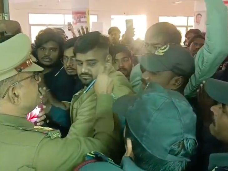 Uproar over attendance dispute at Ram Swaroop University