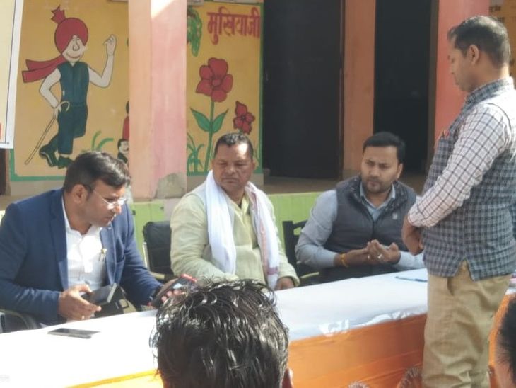 Village Chaupal organized in Kota of Sonbhadra | सोनभद्र के कोटा में ...