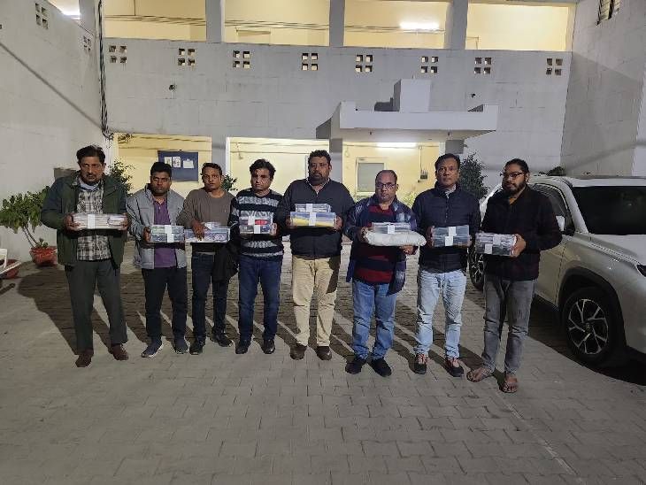 8 arrested in Rs 100 crore fraud case Noida STF busts gang that used to ...