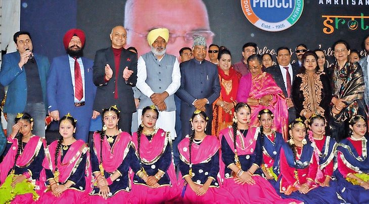 Students of Shri Ram Ashram School created a buzz with Gidda in Pytex. | श्रीराम आश्रम स्कूल के ...