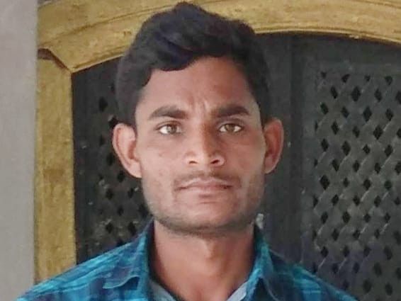 Death after falling from a bamboo ladder in Muhammadabad Gohna