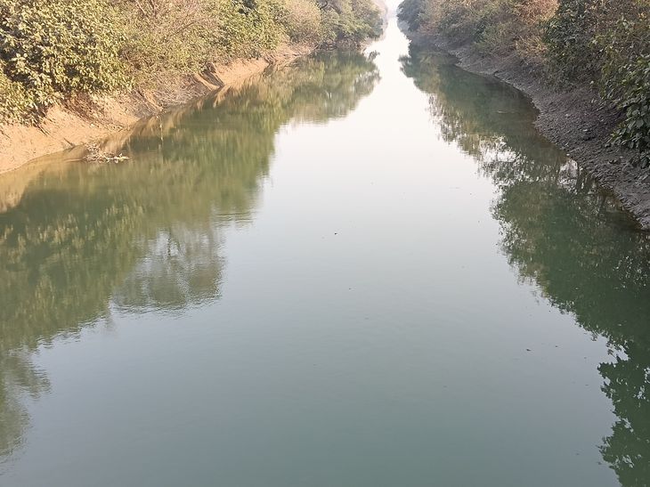Water released into Sharda Sahayak Canal | शारदा सहायक नहर में पानी ...