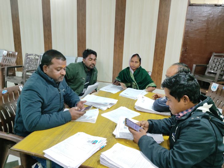 Process of filling SIR form in Shohratgarh tehsil accelerates