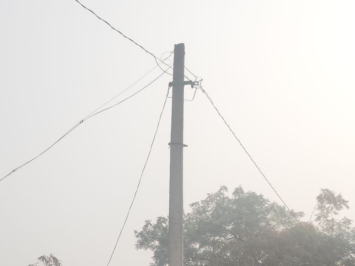 Power line damaged in Vishwanathganj, supply disrupted