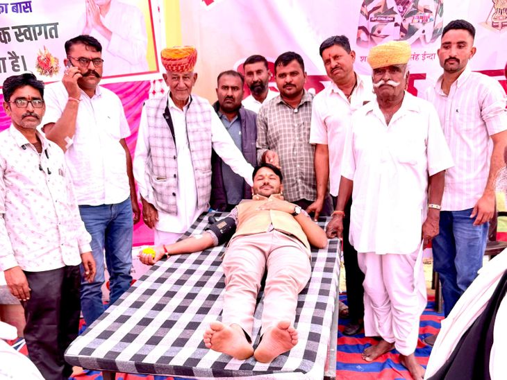 Martyrdom day of martyrs Uday Singh and Indra Singh in Aau