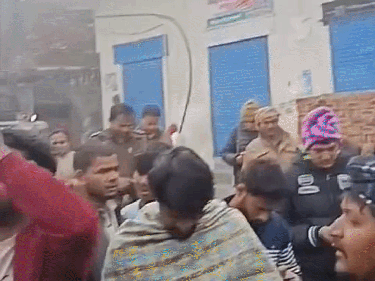 Case of gutka spitting on Ambedkar board in Meerut