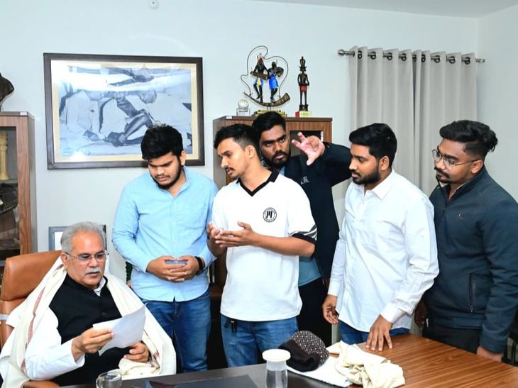 Demand to name the new assembly as 'Mini Mata Bhawan'