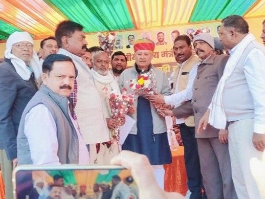 Rewari Haryana Dhanak Samaj Submits Memorandum Union Minister Rao ...