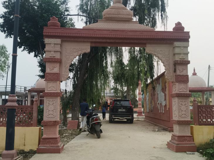 Construction of the ancient Shravan Ashram temple continues in Khiharan ...