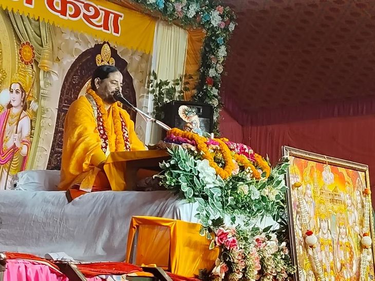 The pandal resonated with the Shiva wedding ceremony.