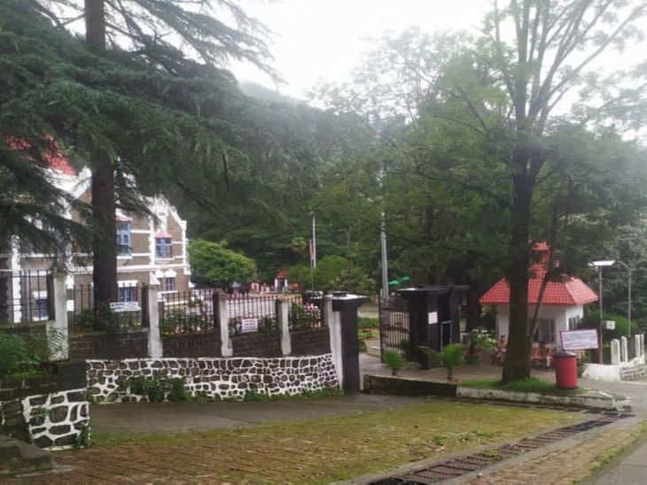 Unconditional release of passport of French citizen Rayer Nicole ...