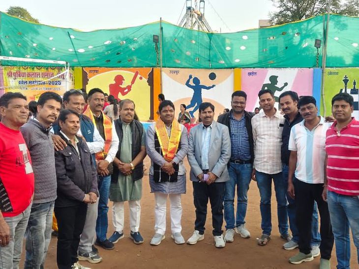 Second day of Purbiya Kalaal Samaj sports competition in Salumber