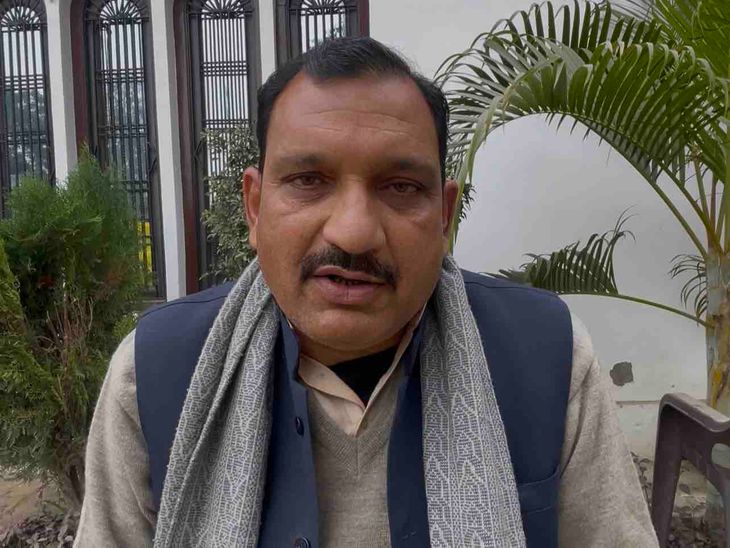 Political activities intensify in Gauriya for the 2026 Panchayat elections.