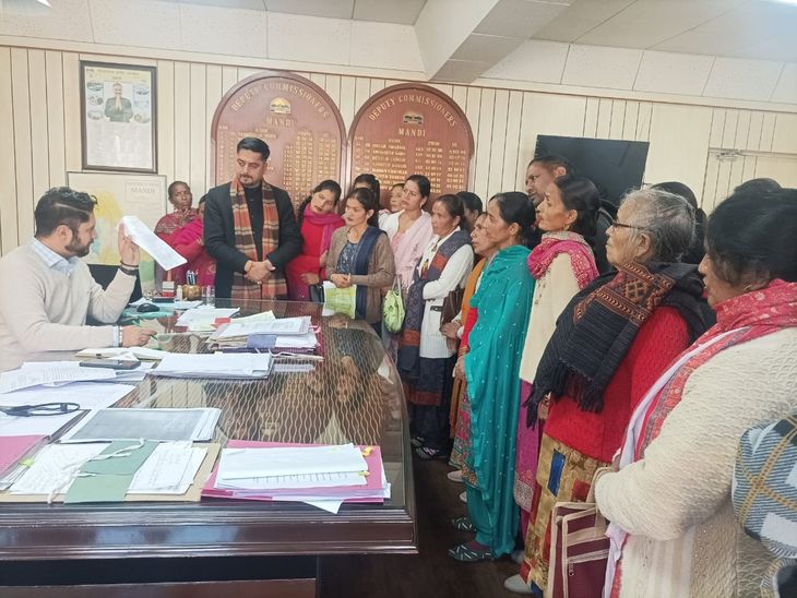 Mandi Balh: Leopard Fear Grows, Villagers Demand Bus Service