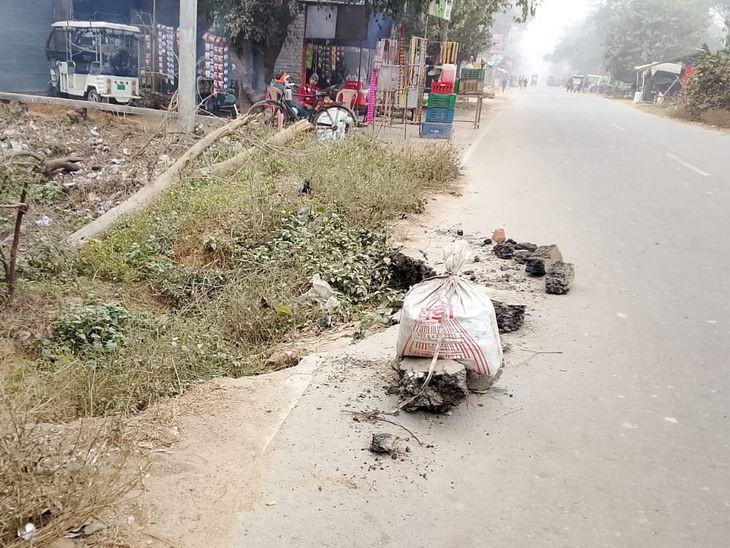 Road collapse on Tikaitnagar-Daryabad route