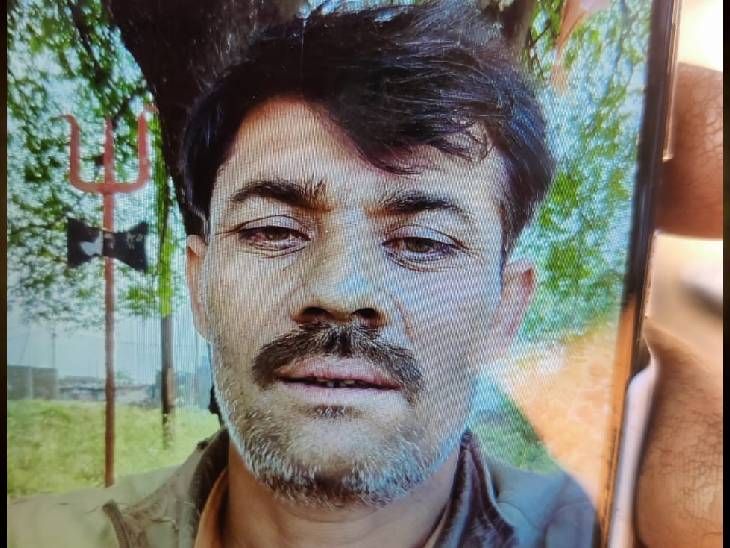 Middle-aged man dies after being caught in fire