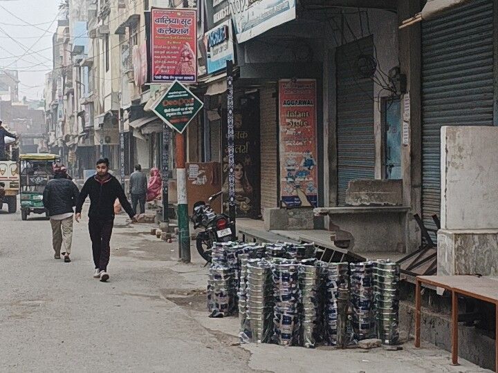 Lakhs of rupees worth of sales tax evaded daily in Shamli | शामली में ...