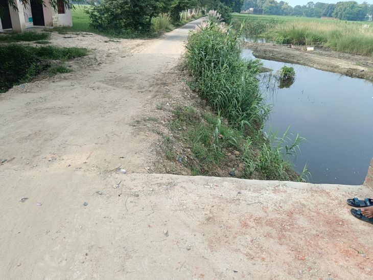 The approach of the culvert on the Sisai-Padri road collapsed | सिसई ...